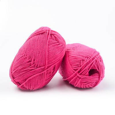 Chine fils de crochet de couleur 60% coton 40% coton laitier fils de couture pour bébé à vendre