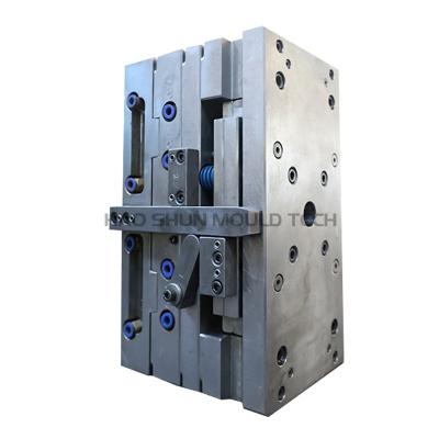 Κίνα Injection Tooling / Mould Manufacturing 2344 Steel Material for Production Process προς πώληση