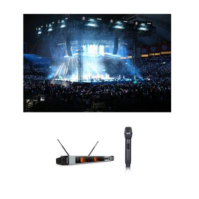 Cina Gamma di frequenze AF migliorata Microfono wireless UHF 600 frequenze selezionabili in vendita