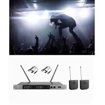 Cina Vera frequenza ultraelevata di Manica di diversità 2x100 del pro audio sistema senza fili del microfono tenuta in mano in vendita