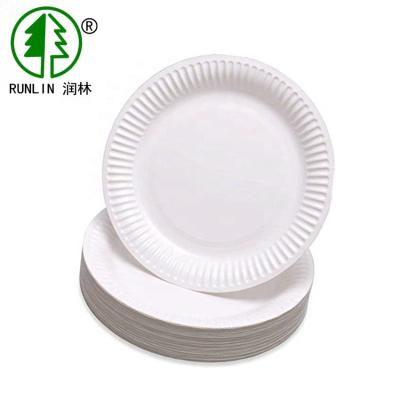 中国 ファースト・フードのreestaurantsのための生物分解性の使い捨て可能な23cmのバガスの紙皿 販売のため