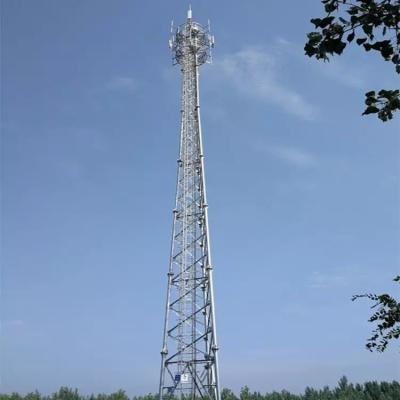Cina la immersione calda tubolare d'acciaio di 25m 80m Q355 Palo ha galvanizzato 4 autosufficienti forniti di gambe in vendita