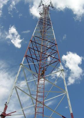 中国 Astm 3の脚4g無線移動式細胞タワー 販売のため