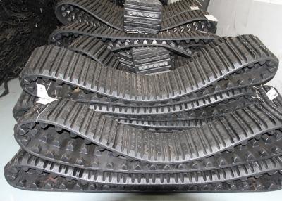 중국 고속 성과에 저잡음 안정되어 있는 피치 차원 굴착기 고무 궤도 판매용