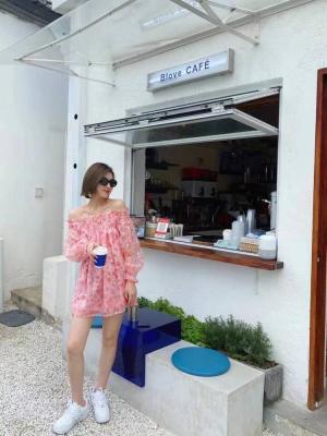 China Electrostatic Epoxy-Polyester Powder-Coated Folding Windows - 68 RAL/NCS Color Library for sale