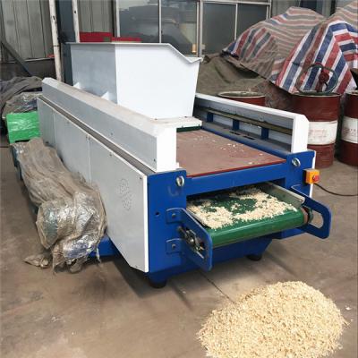 중국 3800rpm 1200 kg/H 목재 세이빙 기계는 Pet 침구를 위해 고급 품질 면도를 만듭니다 판매용