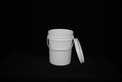 Cina Bottile di cibo in plastica da 20 litri con coperchio per lo stoccaggio multiuso in vendita
