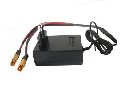 Cina caricatore 1.5A per la batteria al piombo della barca dell'esca con il LED che carica la luce di Indictor in vendita