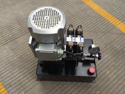 Cina Gruppo idraulico a semplice effetto di CA 380V della Tabella di ascensore con il serbatoio di acciaio quadrato in vendita