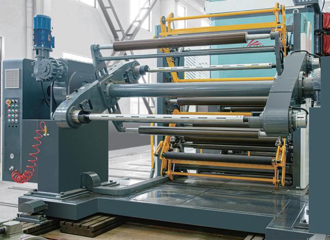 Extrusion laminating machine detailed component