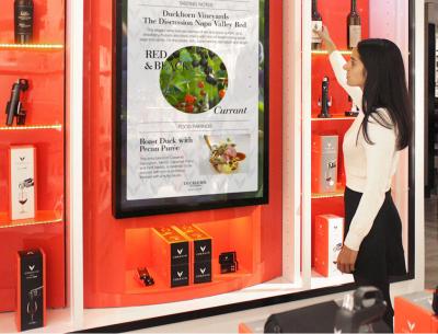 China Tela de exposição interativa esperta da mostra para a roupa e as sapatas que anunciam à venda