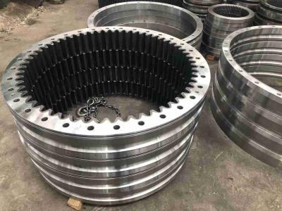 Cina Grande piattaforma girevole che vuota lunga vita di servizio dell'OEM di Ring Bearing in vendita