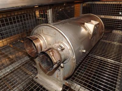 Cina Carri armati industriali di pulizia ultrasonica delle attrezzature per la pulizia polverizzate diesel dal filtrante degli ss 304 in vendita