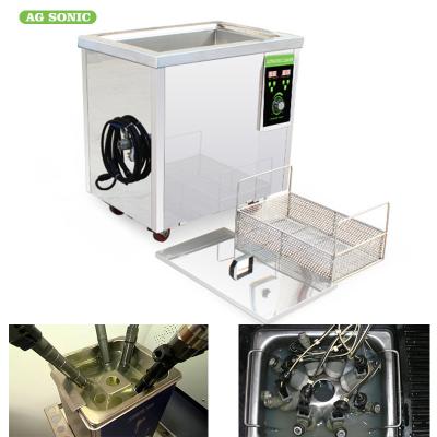 Cina Pulitore ultrasonico industriale materiale 40KHz 60L di SUS 304 per l'olio pesante del grasso in vendita