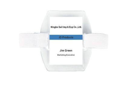 Cina Carta di identità molle del bracciale del modello del ritratto del PVC della banda elastica, supporti di distintivo di nome di conferenza 30296 in vendita