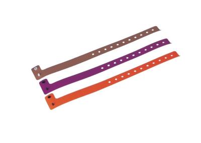 China Los niños escriben en la información, pulseras médicas de encargo noctilucientes disponibles 36004 de la identificación del PVC de la identificación en venta