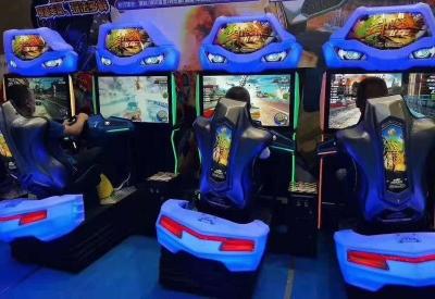 中国 42LCD ダイナミックカーレースゲーム機 人間味あふれるデザイン 販売のため