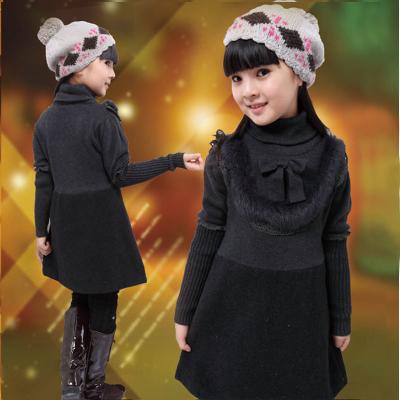 Cina L'inverno grigio irregolare delle bambine del collo alto si veste con i vestiti di 5 anni della ragazza dell'arco in vendita