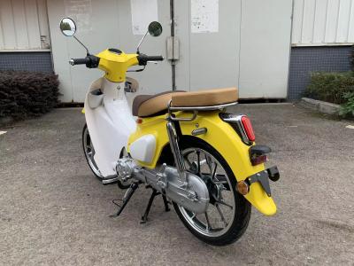 중국 50cc 110cc 슈퍼 큐브 오토바이 고성능 오토바이 스쿠터 가솔린 디스크 앞 브레이크 빨간색 판매용