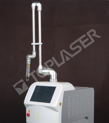 Cina Ringiovanimento della pelle del laser del ND commutato Q Yag di alto potere, punto dell'attrezzatura 2-10mm di rimozione del tatuaggio in vendita