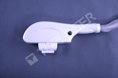 Cina 640nm - macchina di depilazione di 1200nm IPL per il petto/i capelli posteriori che rimuove 50J/cm2 in vendita