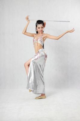 Cina Gonna metallica dell'apertura laterale di lunghezza dell'ultimo piano del bikini della capezza di danza del ventre dei pc d'argento di usura 2 in vendita