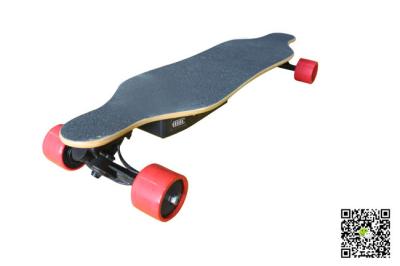 Cina pattino di legno elettrico di 24V 4.4A con Longboard portatile telecomandato in vendita