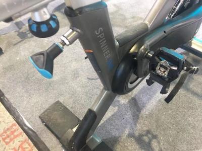 중국 3.5 밀리미터는 프로폼 체육관 회전 자전거 20KG 회전 속도 조절 바퀴 바디피트 기계를 관을 답니다 판매용