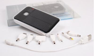 China Portable solar do carregador do telefone móvel de capacidade alta com relação dobro de USB à venda