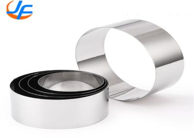 Cina RK Bakeware China Foodservice NSF Aluminum Cake Mould, Round Mousse Ring Cake Cutter Circle Cake Ring in vendita