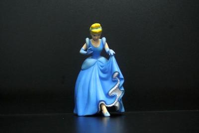Cina Figura bianca come la neve da colore giocattoli raccoglibili blu del vestito dei piccoli per i bambini in vendita