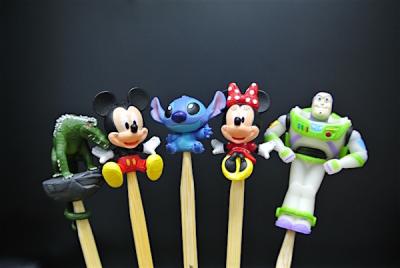 Cina Varie figure scelta di bambù del carattere di Disney di stili dell'orecchio per il ricordo in vendita