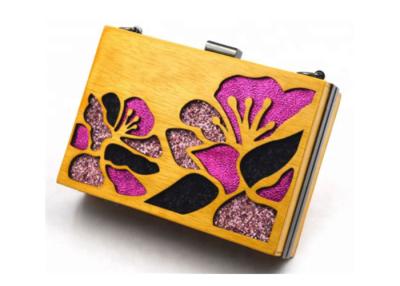 Cina Borse di frizione di legno di sera di colore dell'oro/borsa per le donne con il fiore in vendita