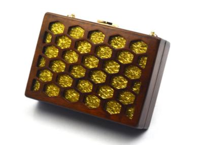 Cina Borse di frizione di legno scavate alla moda di sera per signora With Foil Gold Sheet in vendita