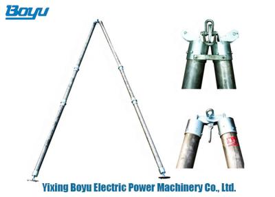 Chine Une ligne de transmission tubulaire de poteau de gin de forme ficelant la charge verticale 17-30kn à vendre