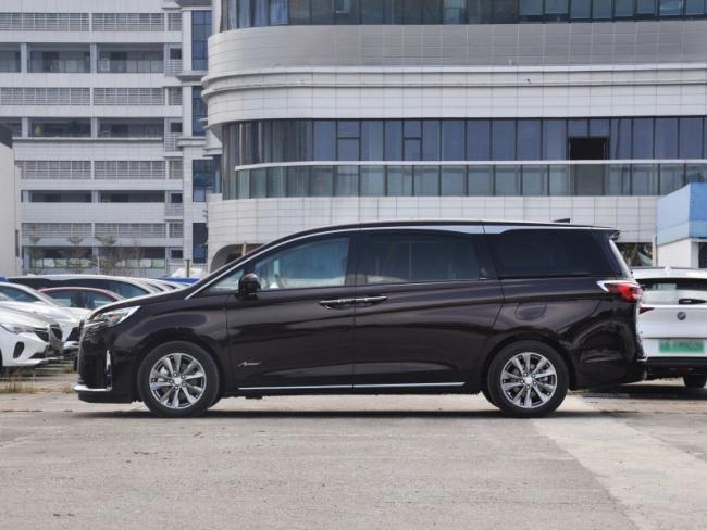MPV New Car Price Gasoline Car Buick Gl8 (2023) Avenir 6-Seater Virtuous Version