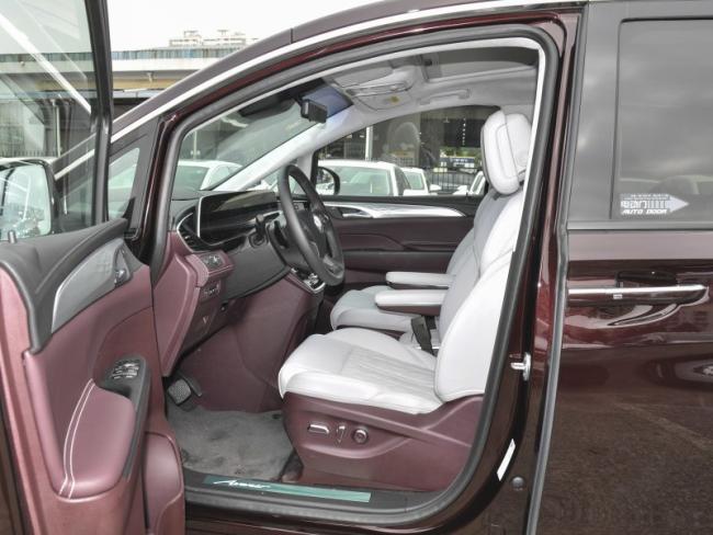 MPV New Car Price Gasoline Car Buick Gl8 (2023) Avenir 6-Seater Virtuous Version