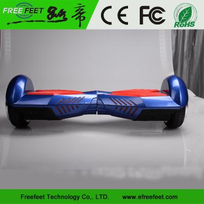 China Peso leve a pilhas de Hoverboard da roda esperta azul do dobro de Segway à venda