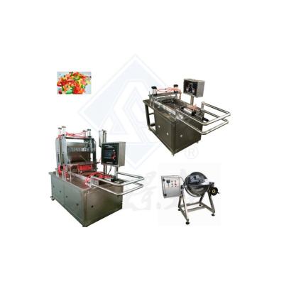Κίνα Μεγάλη παραγωγικότητα βατόμουρο Gummy Candy Machine για την παραγωγή ποικίλων μαλακών καραμέλας προς πώληση