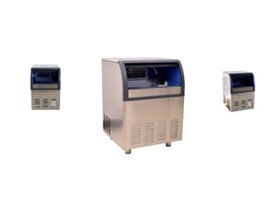 China Máquina de fabricação de cubos de gelo comerciais de aço inoxidável 1000 kg/dia com função automática à venda