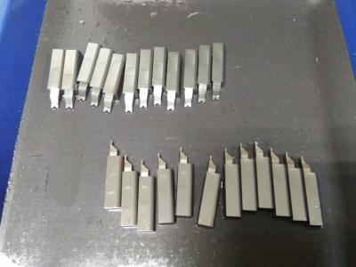 Cina Alto stampaggio ad iniezione di lucidatura dell'inserzione della cavità con la struttura della pittura di colore in vendita