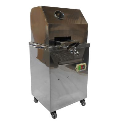 Cina tipo resistente 3 rullo del pavimento della piccola della canna da zucchero 800W macchina elettrica del succo in vendita