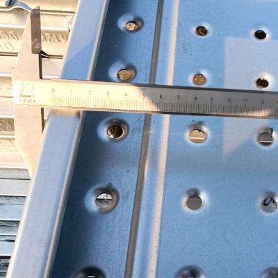 China Prateleiras de aço galvanizadas de comprimento personalizado Prateleiras de andaimes de aço personalizáveis à venda