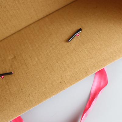 중국 핸들 로프로 패키징하는 CMYK 3 층 강한 골판지 박스 신발을 출력하기 판매용