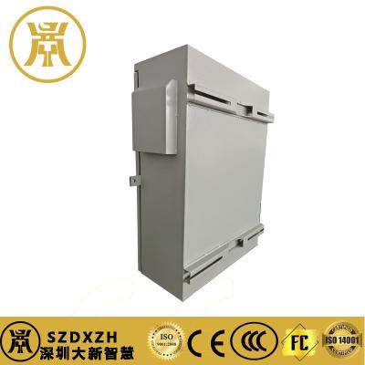 China Gabinete de montaje de postes IP55 exterior con batería PDU y distribución de energía en venta