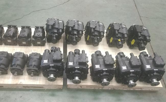 Mixer hydraulic pump