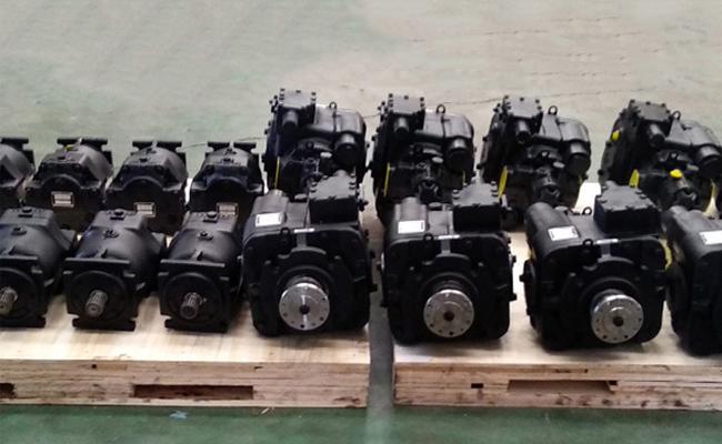 mixer hydraulic pump