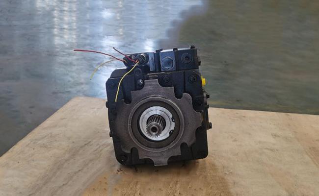 hydraulic pumps for closed circuit