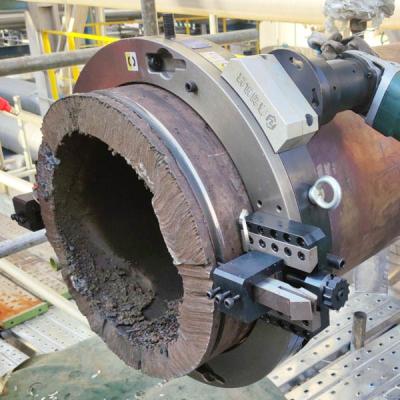 China Durable Split Frame Pipe Cutting Machine 32" Flexible With Robust Construction for sale