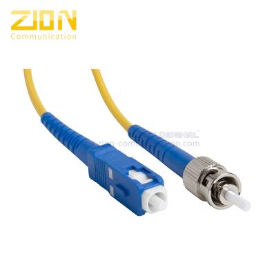 Cina St al cavo di toppa a fibra ottica monomodale semplice dello Sc 9/125 μm in rivestimento di PVC giallo in vendita